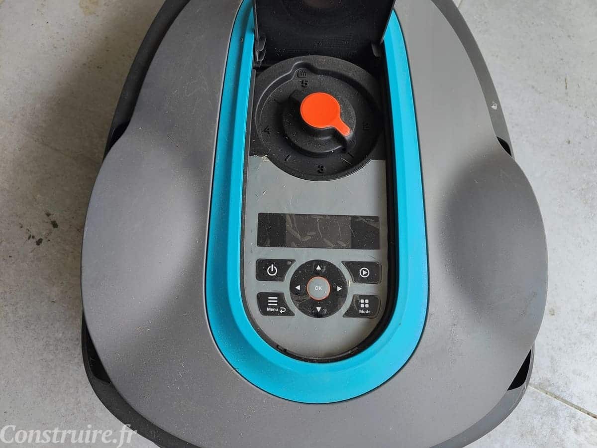 Test robot tondeuse Gardena Smart Sileno Life 1250 : une belle ...